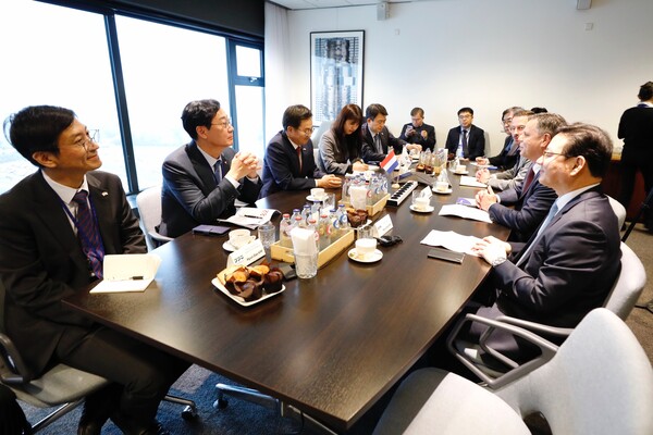 정명근 화성시장, "화성시에 적극 투자해 달라"··· 네덜란드 ASM·ASML 방문